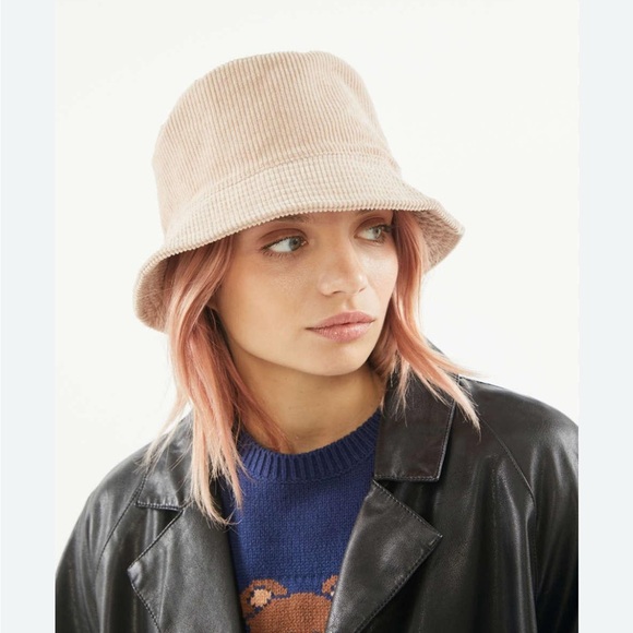 Urban Outfitters | Accessories | Urban Outfitters Light Brown Tan Gray ...